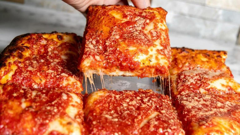 This is the one pizza place I bring every out-of-towner as a lifelong ...