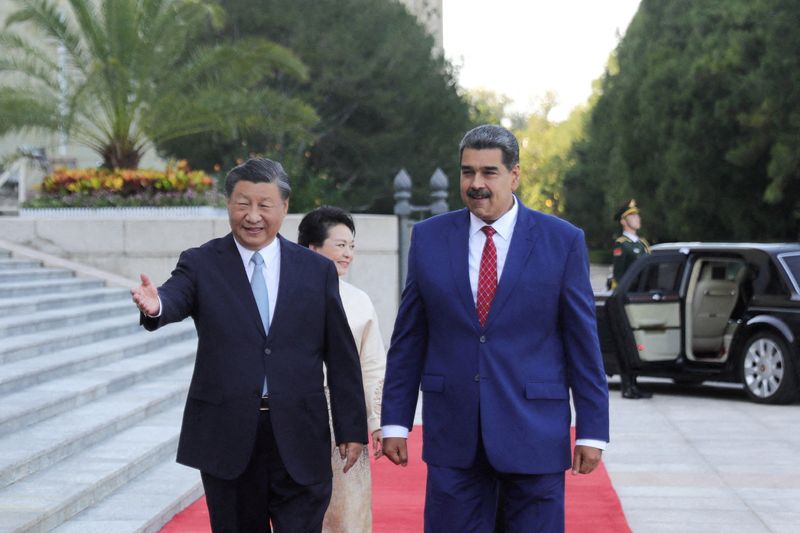 US-Venezuela oil deal angers China, pushes prices down
