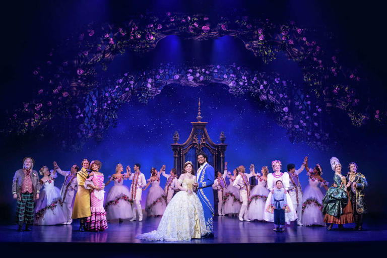 Flaming wigs, a dangling Enchantress & Milk Duds: The wild Houston ...