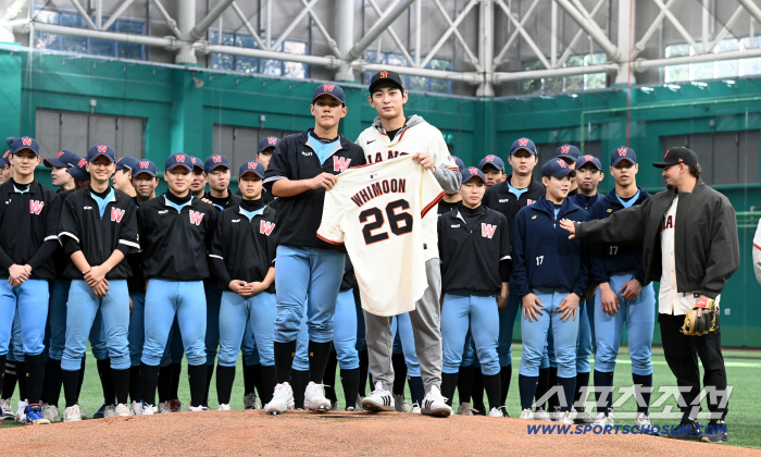 Shocking twist! Lee Jung-hoo's face, SF, visited Korea, was it because ...