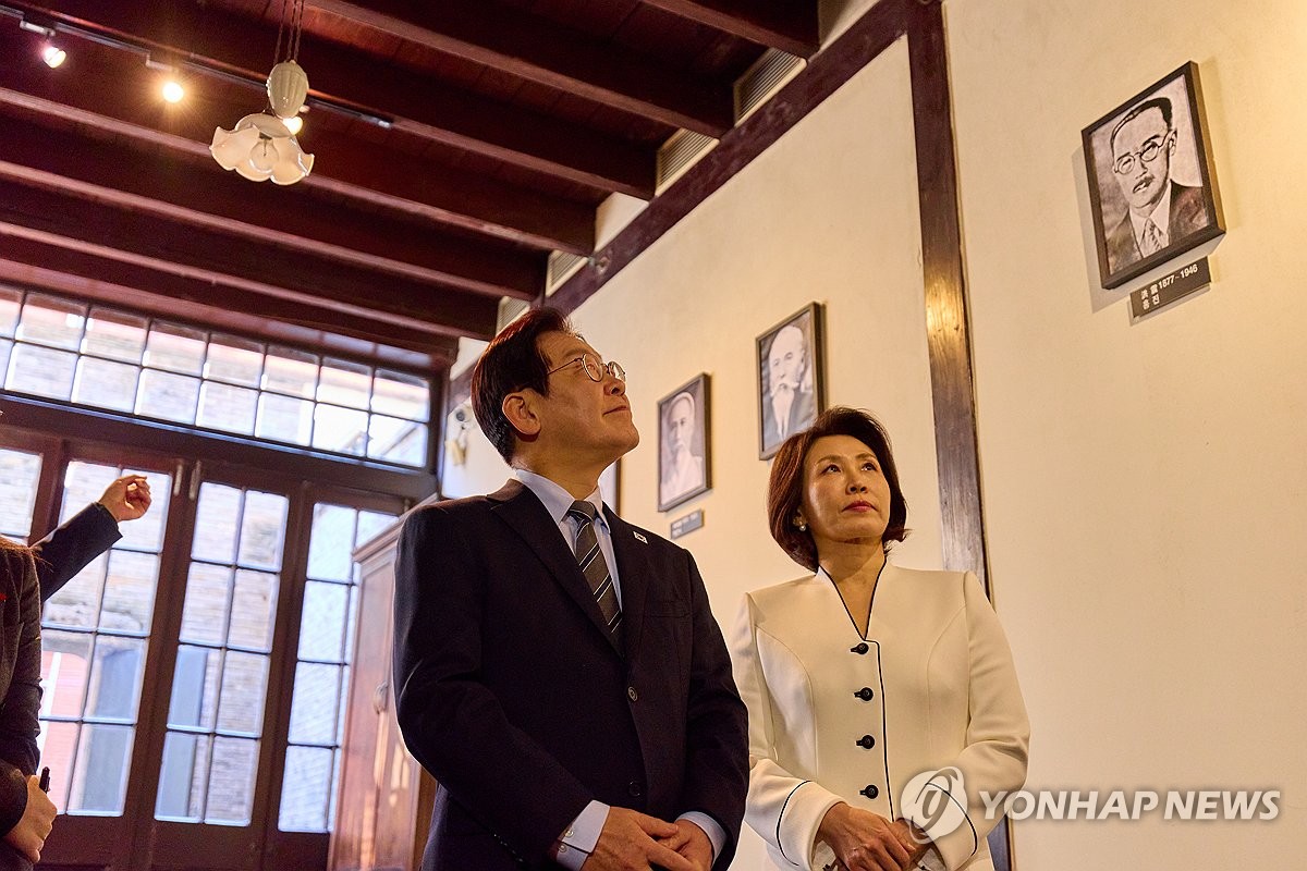 Veterans minister inspects historic sites of independence movement in ...