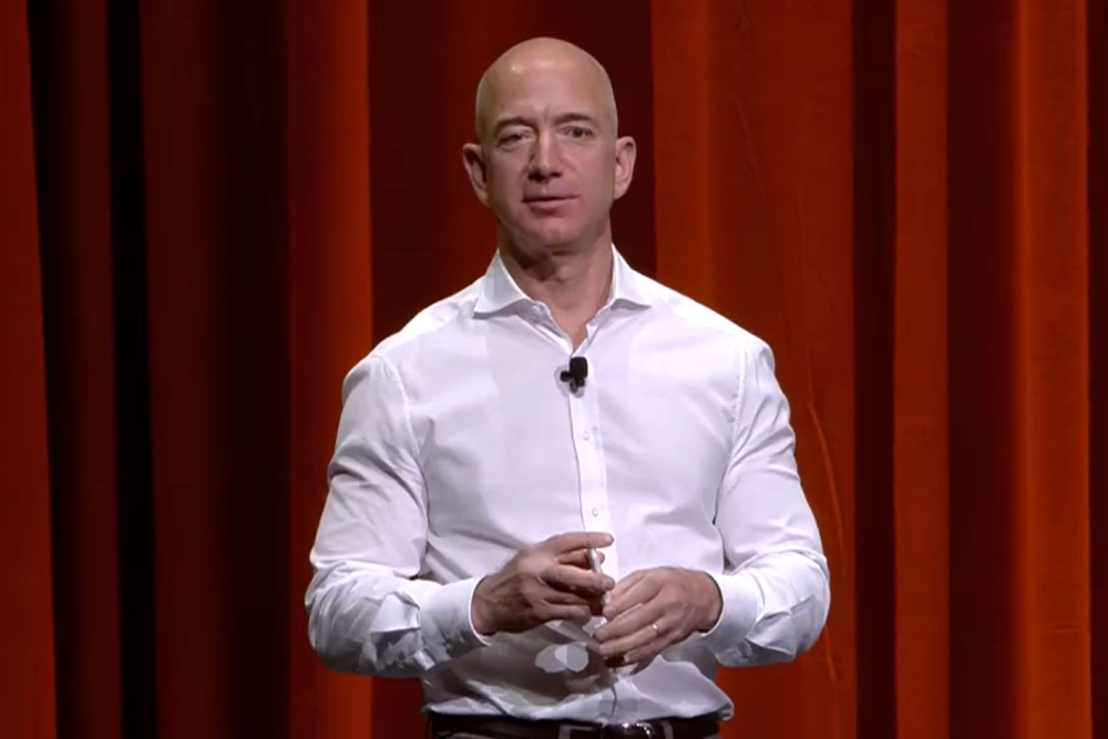 Jeff Bezos ungkap rahasia utama kesuksesan Amazon dan nasihatnya untuk ...