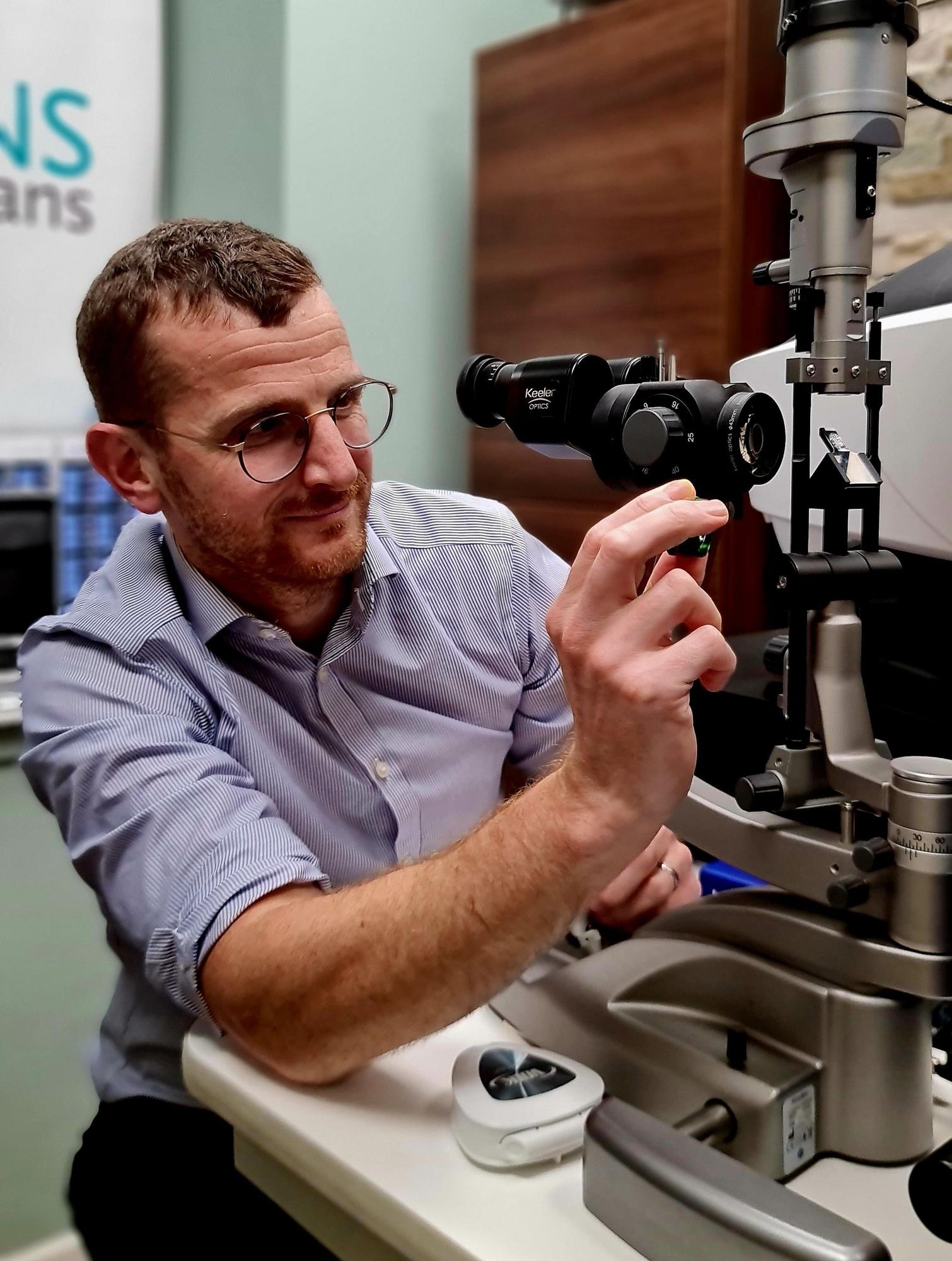 Derbyshire optician backs New Year’s resolution for healthier eyes in 2026