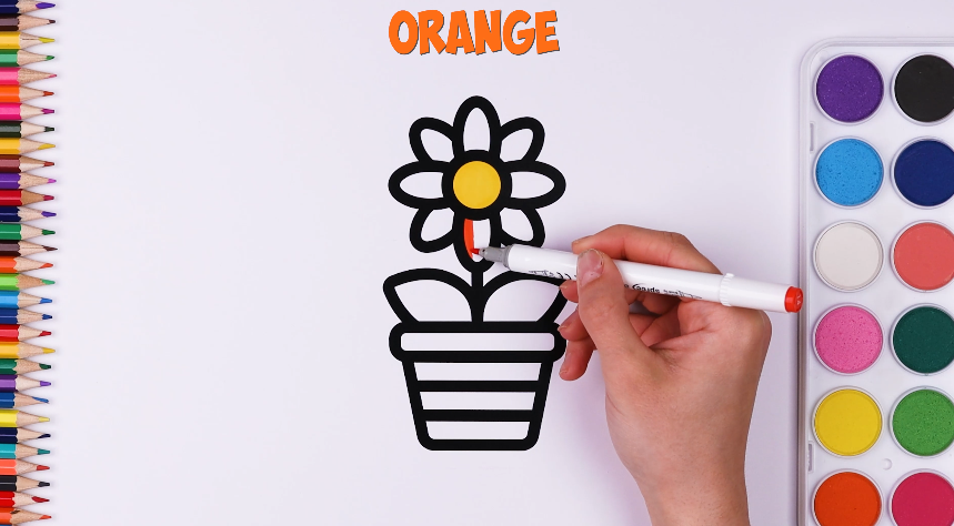 Beautiful flower drawing to color in