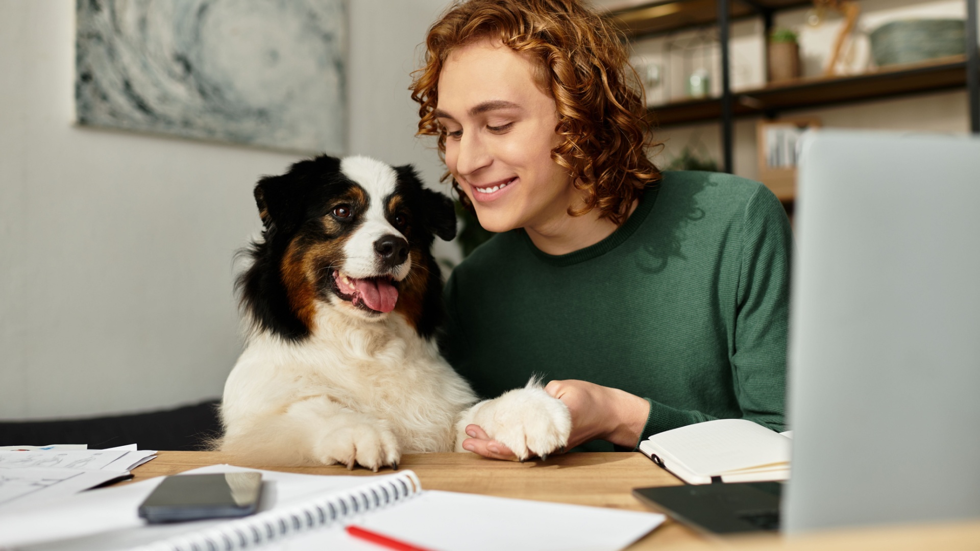8 funny things dogs do when they’re happy, says a trainer