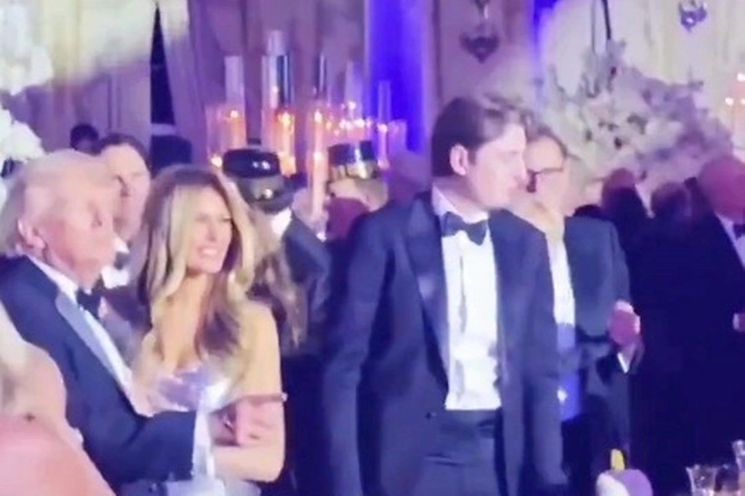 Body language expert analyzes Barron Trump's viral appearance