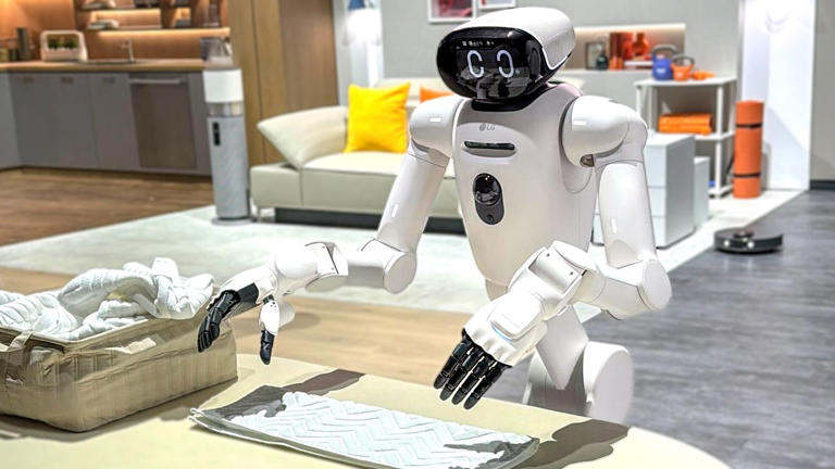I saw the LG CLOiD robot fold laundry at CES 2026 — it did not go well