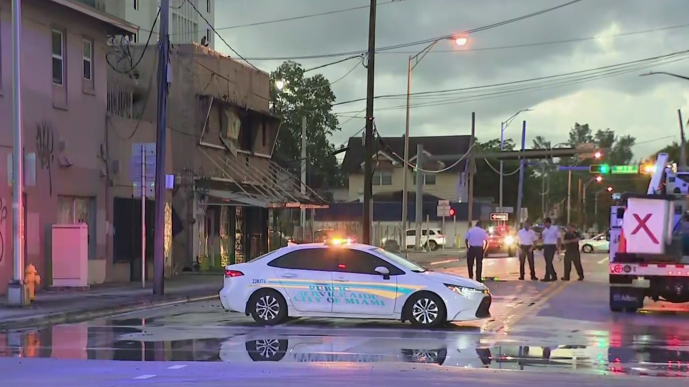 Investigation underway after abandoned building catches fire in Little ...