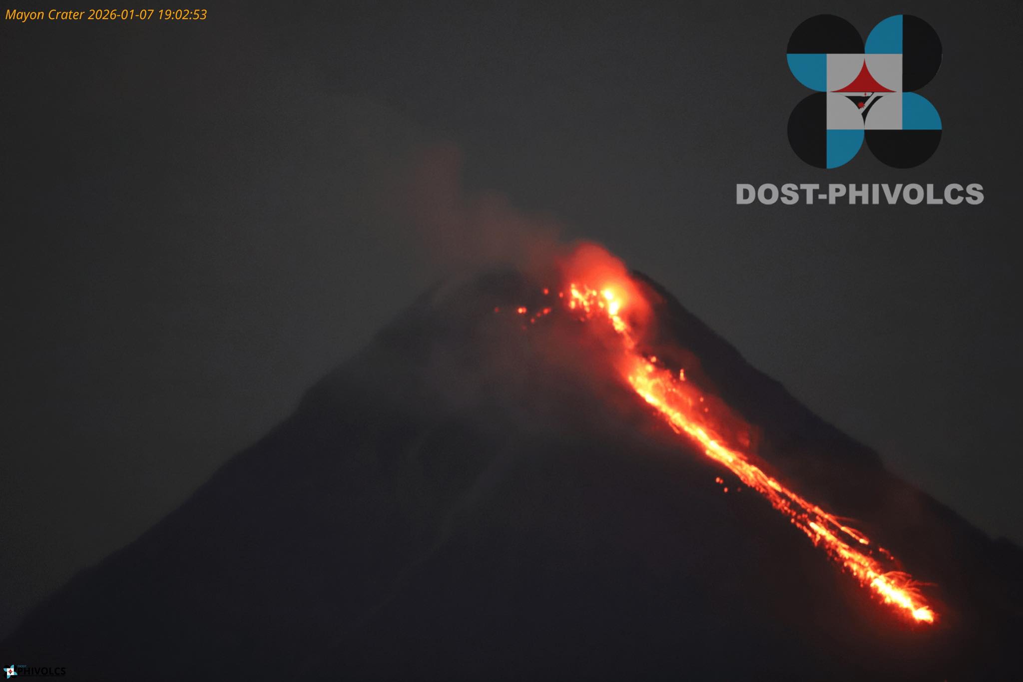 Crater glow seen at Mayon Volcano Wednesday evening