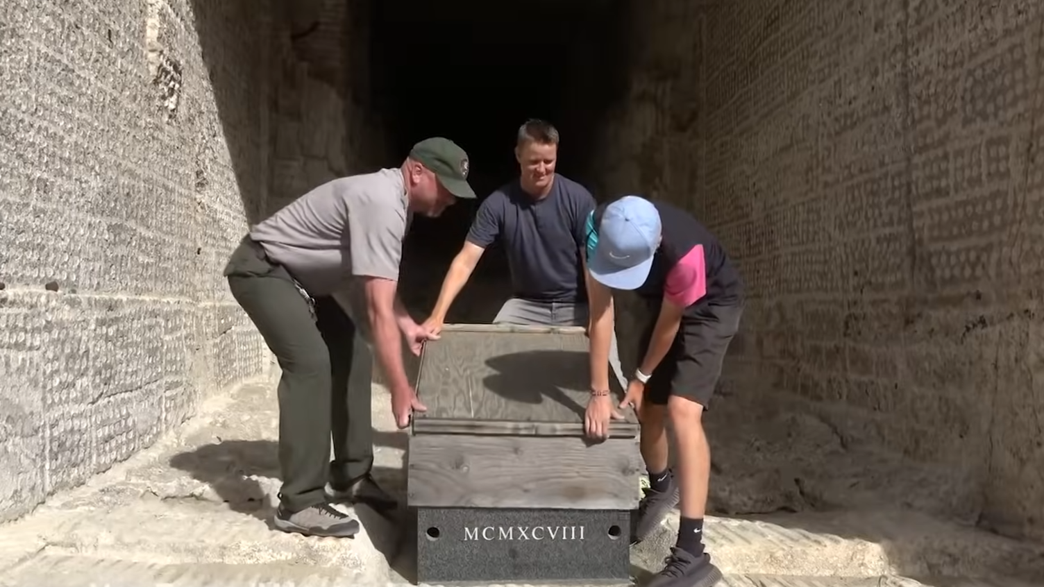 They hid it behind Lincoln’s head - The room you’re not supposed to ...