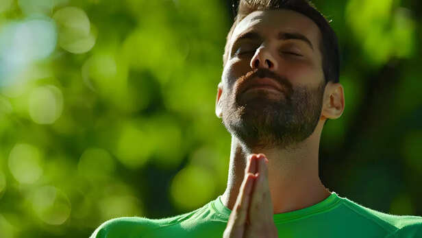 How resilient people handle stress: 6 science-backed daily habits