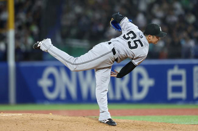 롱릴리프가 훨씬 더 낫다고 日의 조언에도 선발 결단…170cm 최단신 투수, 한계 뛰어넘을 수 있나