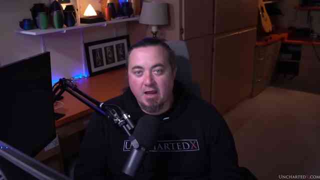 Are these precision stone vases modern fakes?