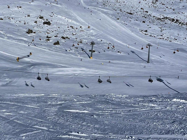Umstände unklar: Polizei sucht nach tödlichem Skiunfall Zeugen