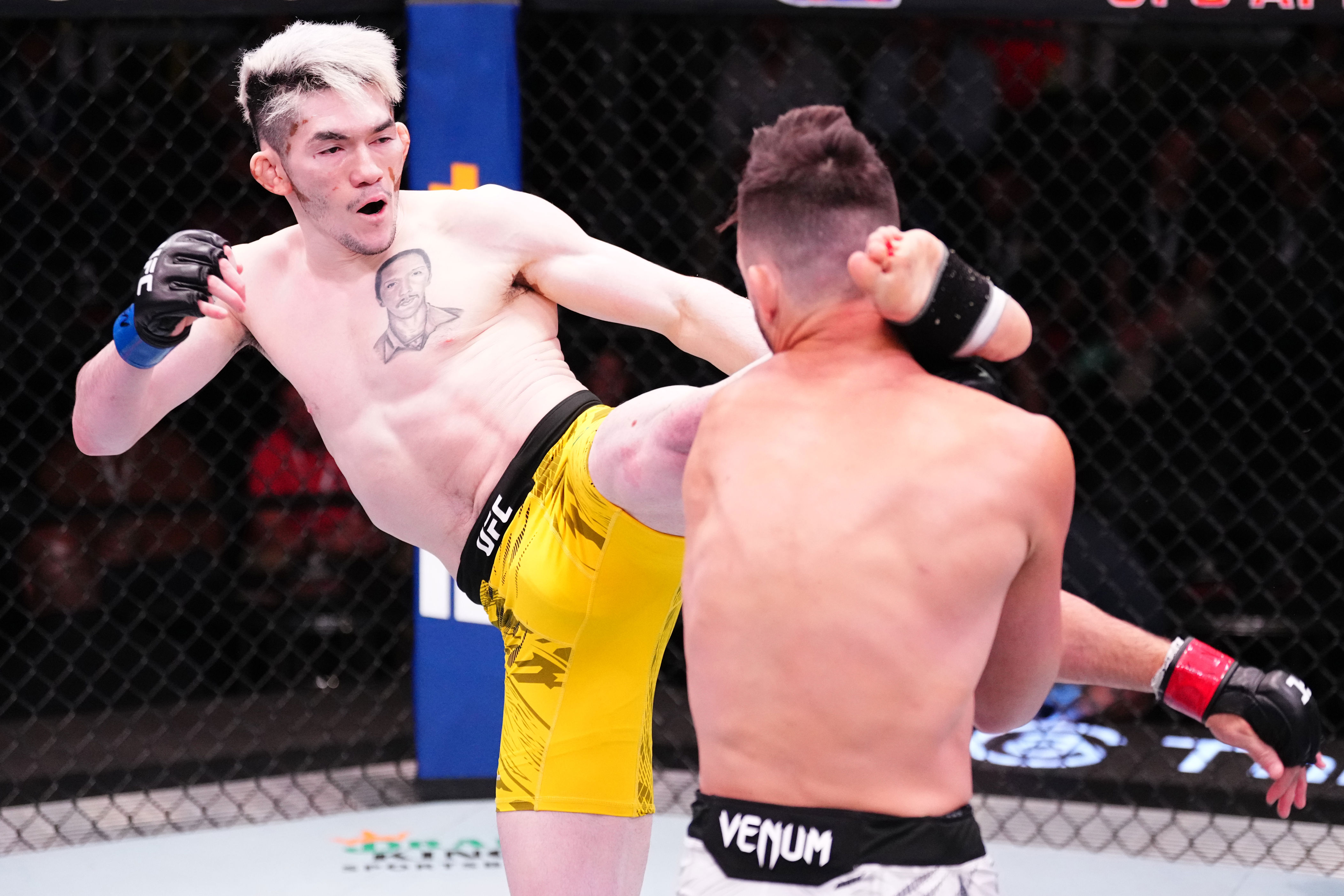 Surging Melquizael Costa returns versus veteran Dan Ige at UFC Houston