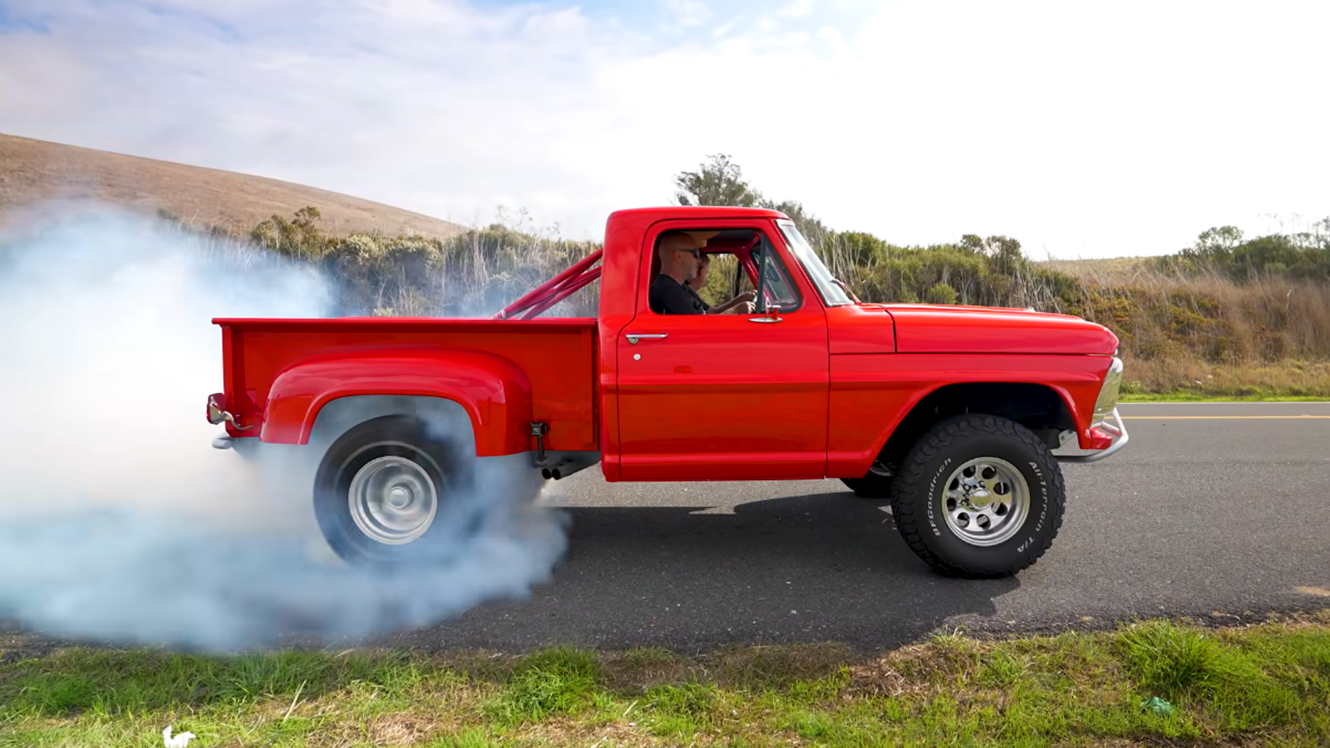Review of the custom Ford F-100 pre-runner