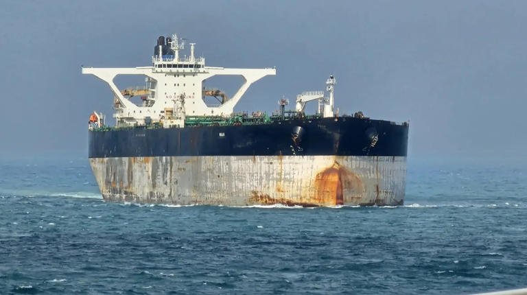 Russia sends submarine to accompany shadow fleet tanker evading US ...