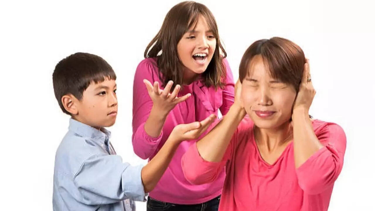 7 habits of parents that raise kinder kids