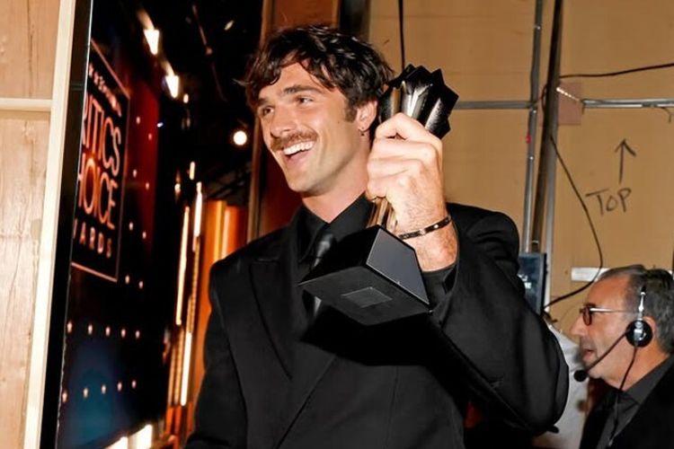 Jacob Elordi akui terkejut raih penghargaan aktor pendukung terbaik di ...