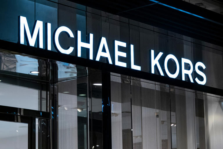 Michael Kors outlet has a 'beautiful' heart necklace on sale for $41 ...