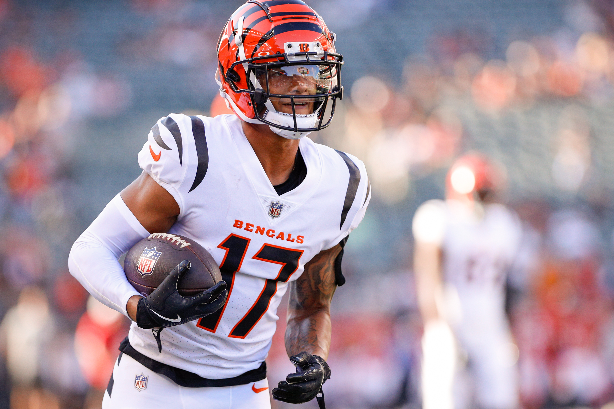 Patriots host two wide receivers for workouts heading into postseason