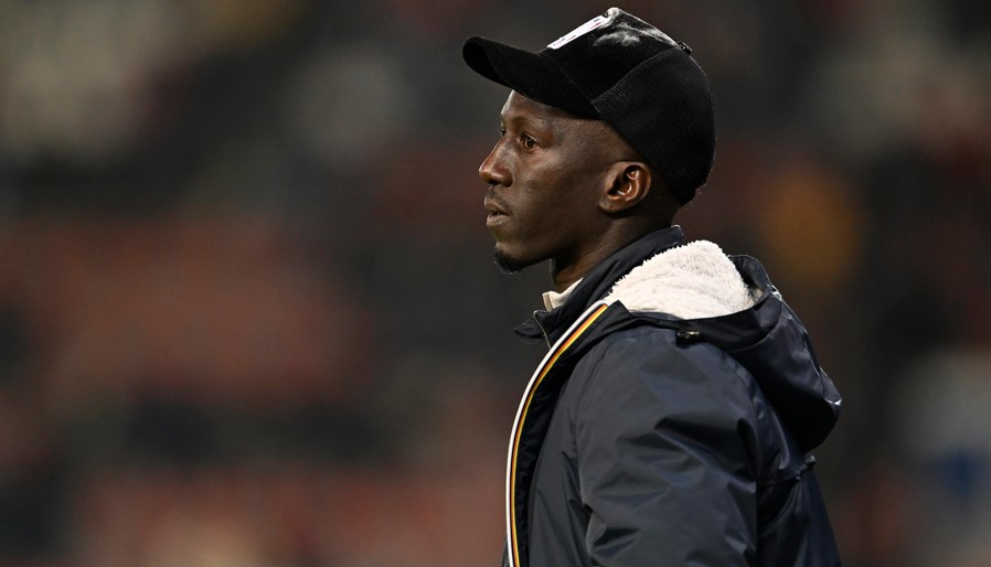 Leye van hoofdcoach terug naar assistent: "Mocht De Mil vragen om ...