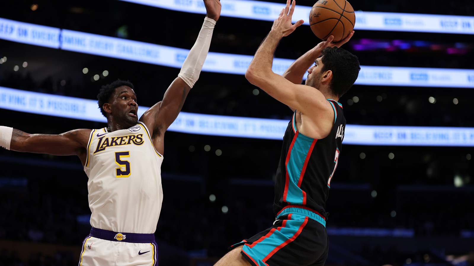 The 'contagious' effect Deandre Ayton thinks Lakers need more of