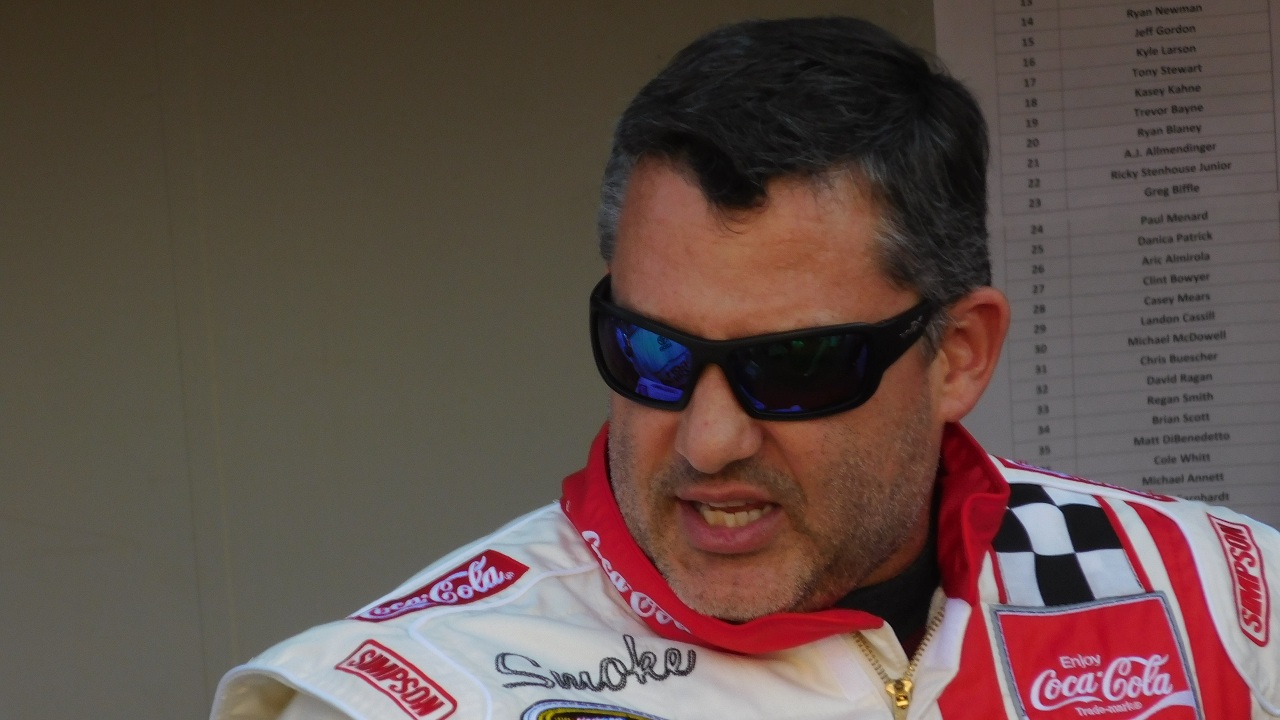 Tony Stewart tapped as Chili Bowl grand marshal for marquee event
