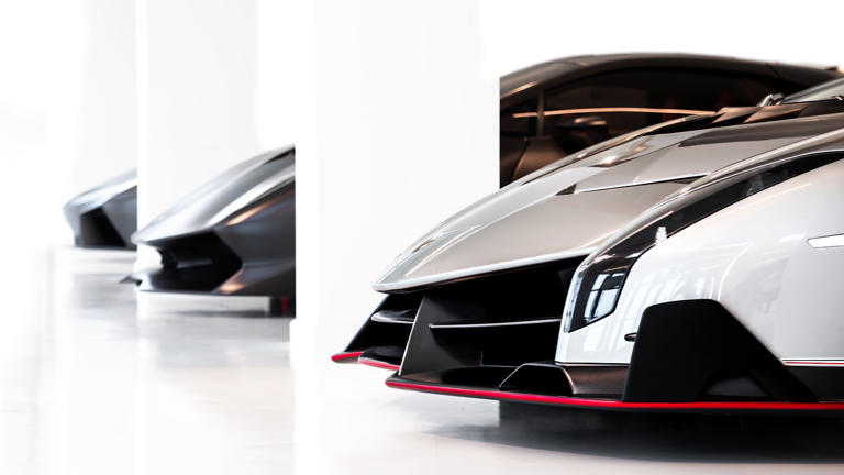 7 cars with 16-cylinder engines