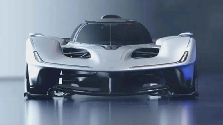 RB17: Red Bull presenta su auto de pista tan rápido como un F1