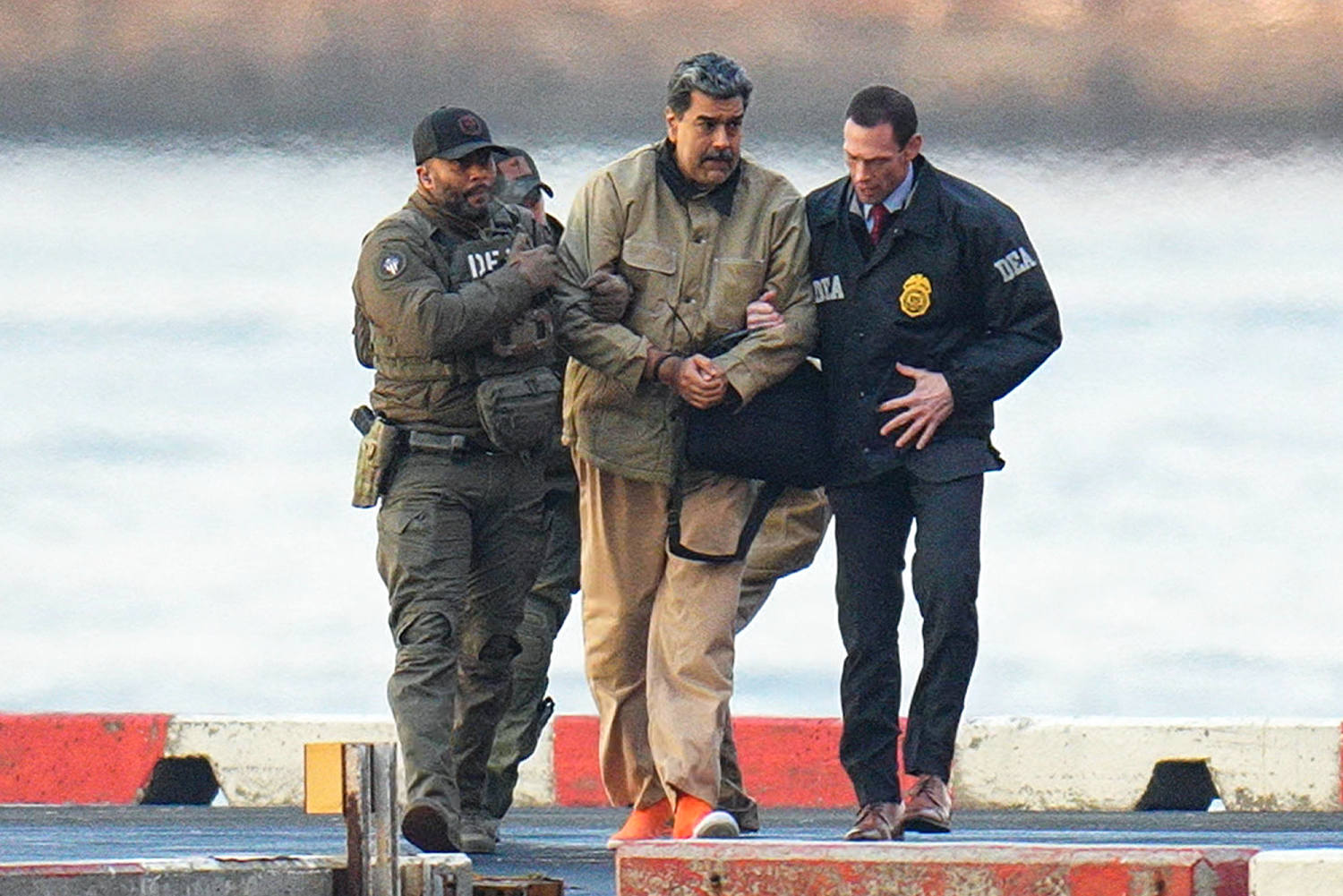 Border patrol agent shoots two in Portland and Russia attacks Ukraine ...
