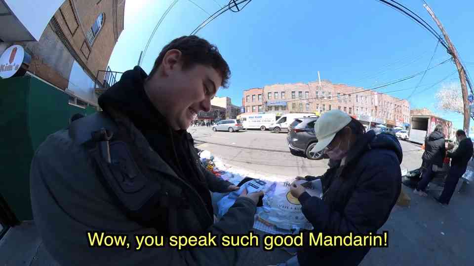 Speaking 4 Chinese dialects simultaneously has its benefits in China