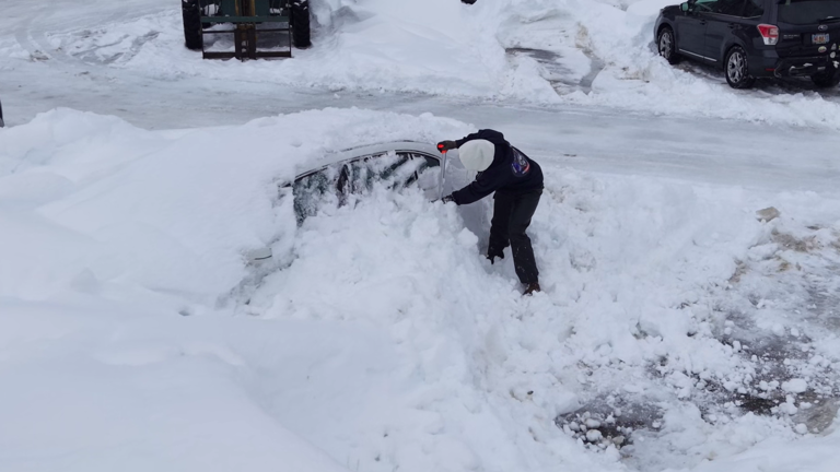 Juneau running out of room to dump record snow as it races to dig out ...