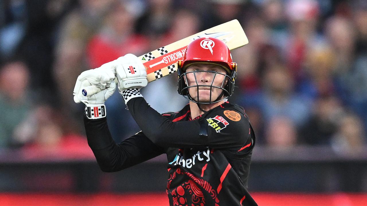 Gades stun Scorchers with Peake's last-ball six
