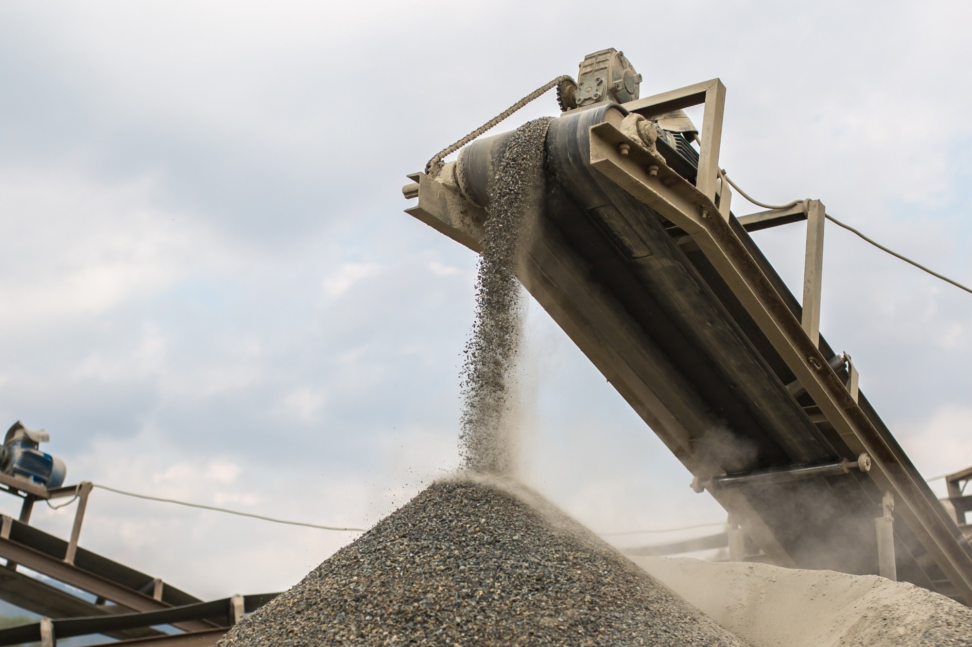 New concrete mix made from industrial waste rivals traditional cement