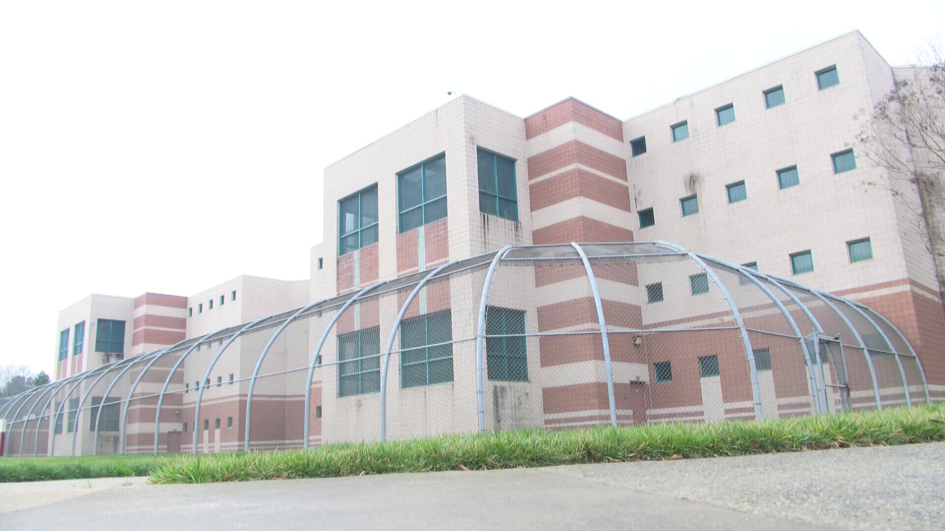 Officials recommend reopening juvenile detention center in Mecklenburg ...