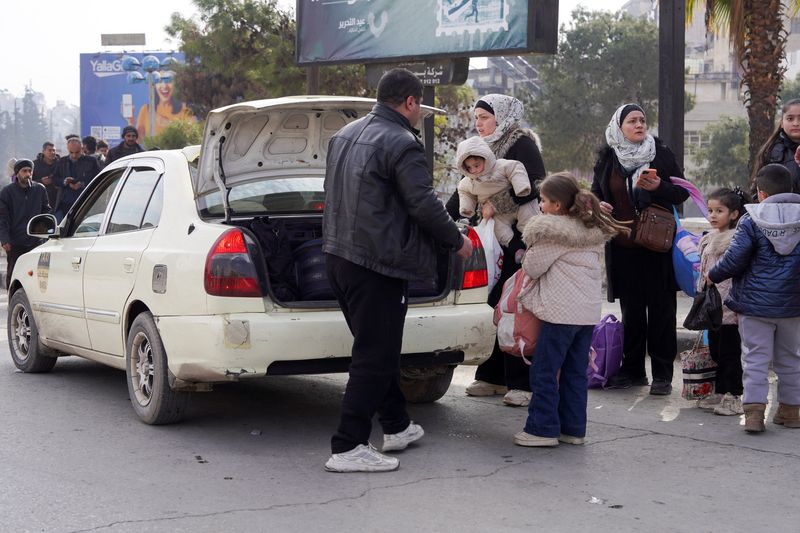 Syrian government and SDF trade blame as violence resumes in Aleppo