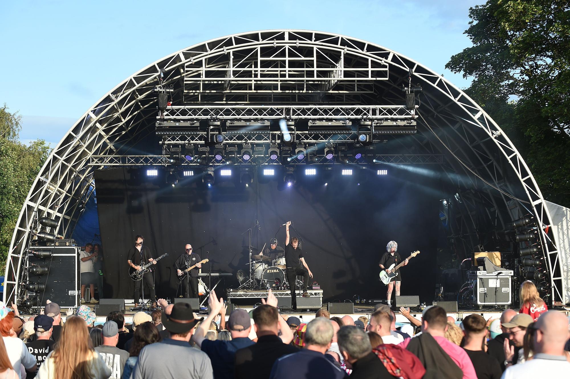 Linlithgow music festival Party at the Palace set for return to town's ...