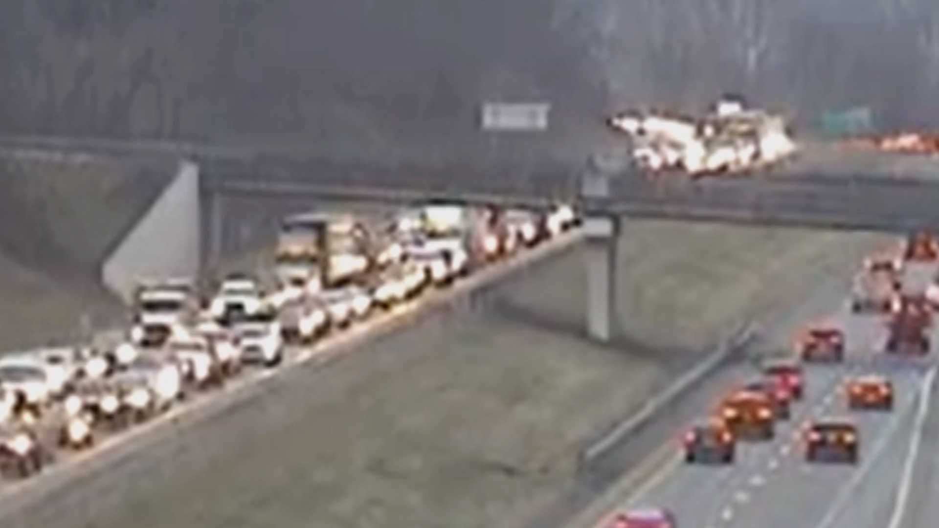 Rockslide shut down part of I-79 in Washington County