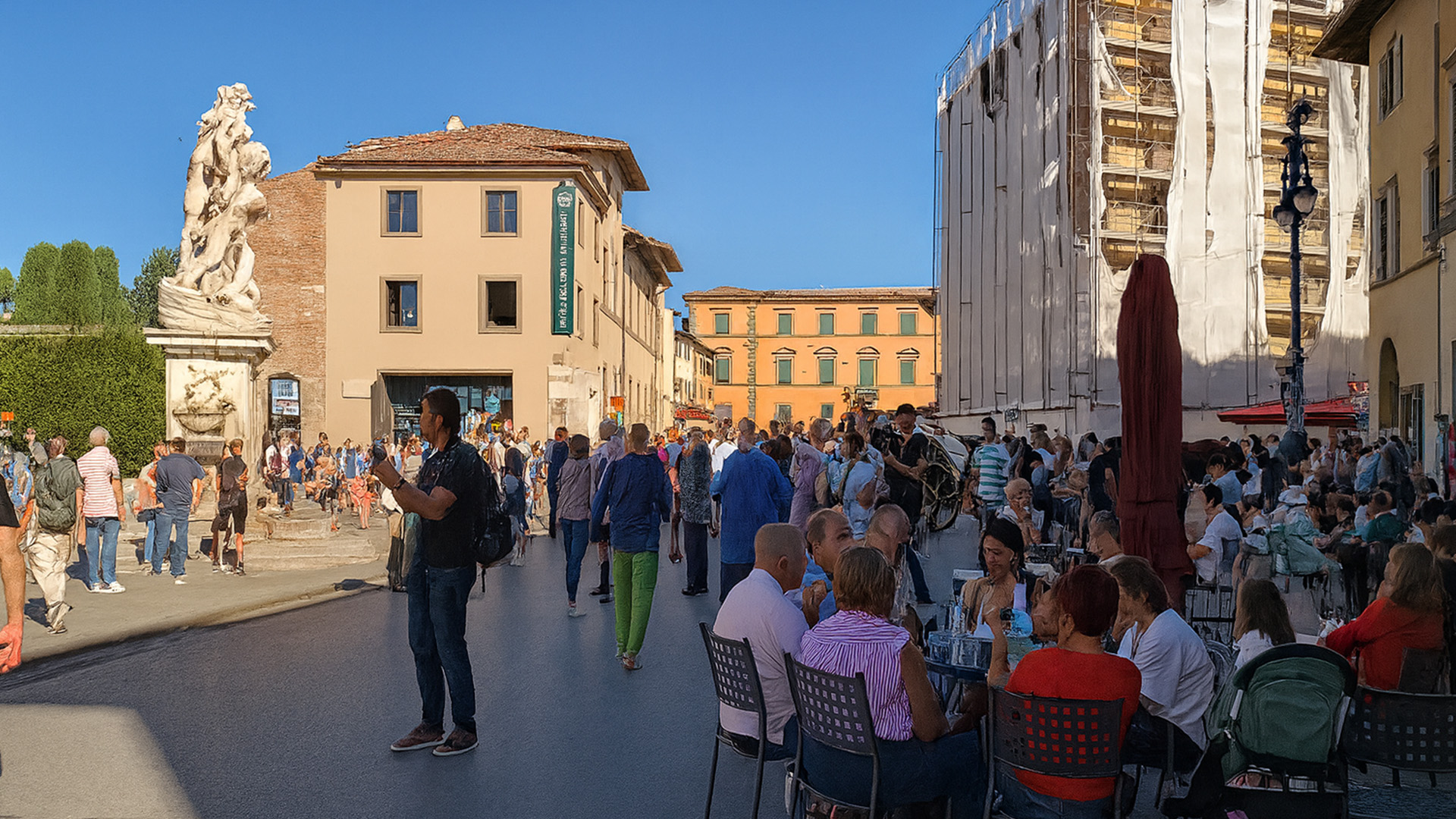 Summer afternoon walk around Pisa's lively streets
