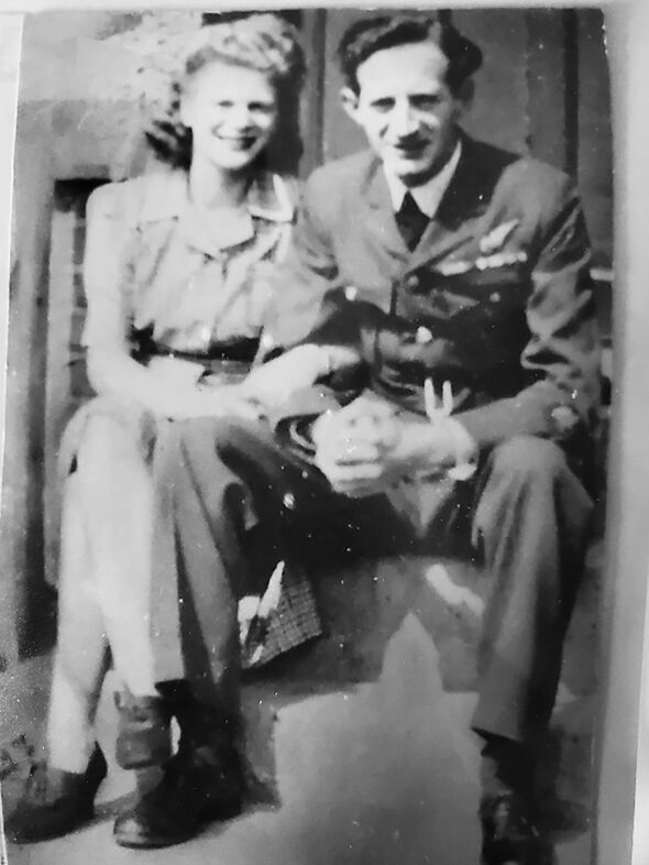 Tributes paid to Bomber Command hero Bert who takes flight at 103