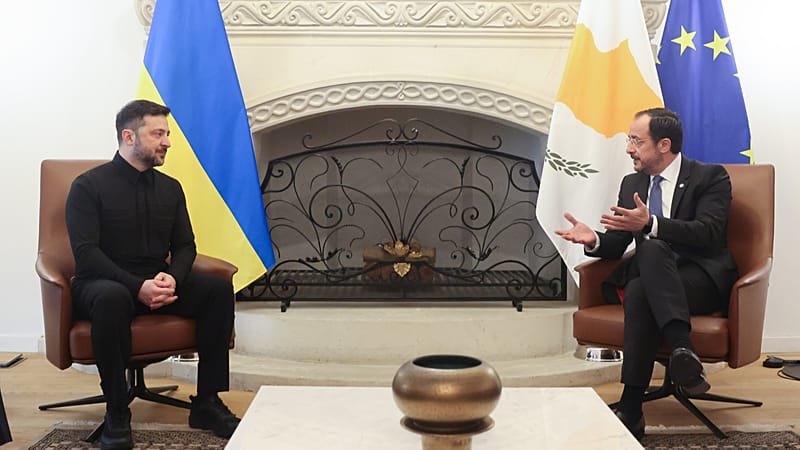Chypre-Ukraine : Nikos Christodoulides et Volodymyr Zelensky se ...