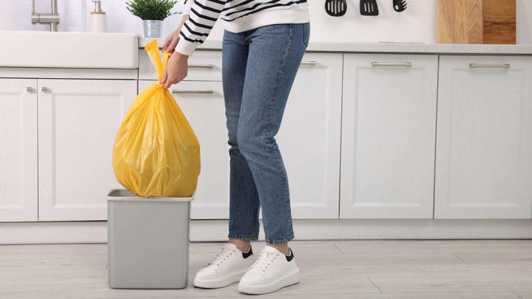 10 things in your kitchen you should throw away in 2026 - I will start ...