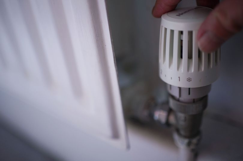 Brits urged to pick up 97p radiator tool to stop cold spots