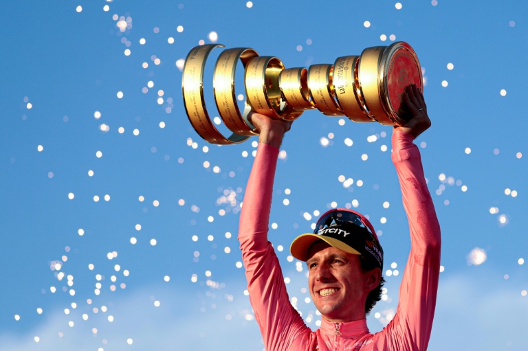 Giro d'Italia champion Yates announces shock retirement