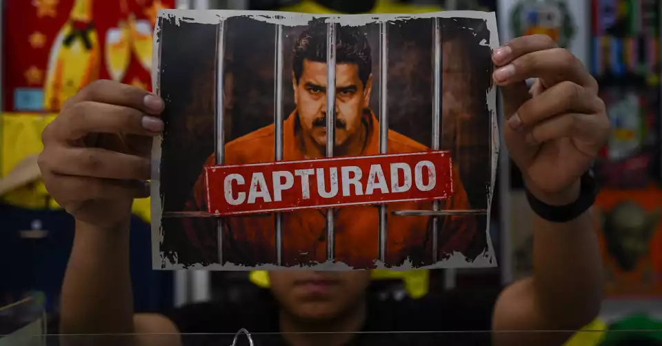 Feluś z Kuczyńskim w środek planów Trumpa. Wenezuela, Grenlandia, Rosja ...