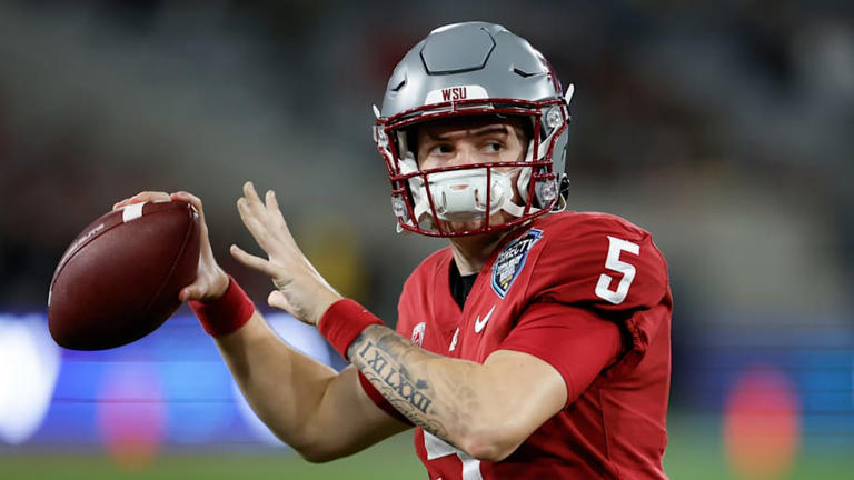 Ryan Day offers intriguing QB who could push for Ohio State's backup job