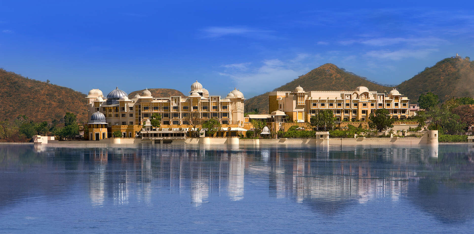 Leela Palace Udaipur fined Rs 10 lakh after staff enters occupied room ...