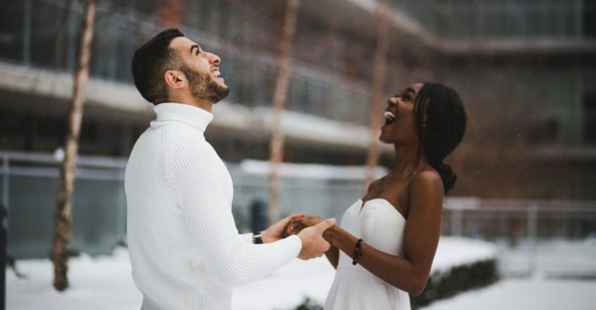 These 7 behaviors mean a woman is definitely flirting