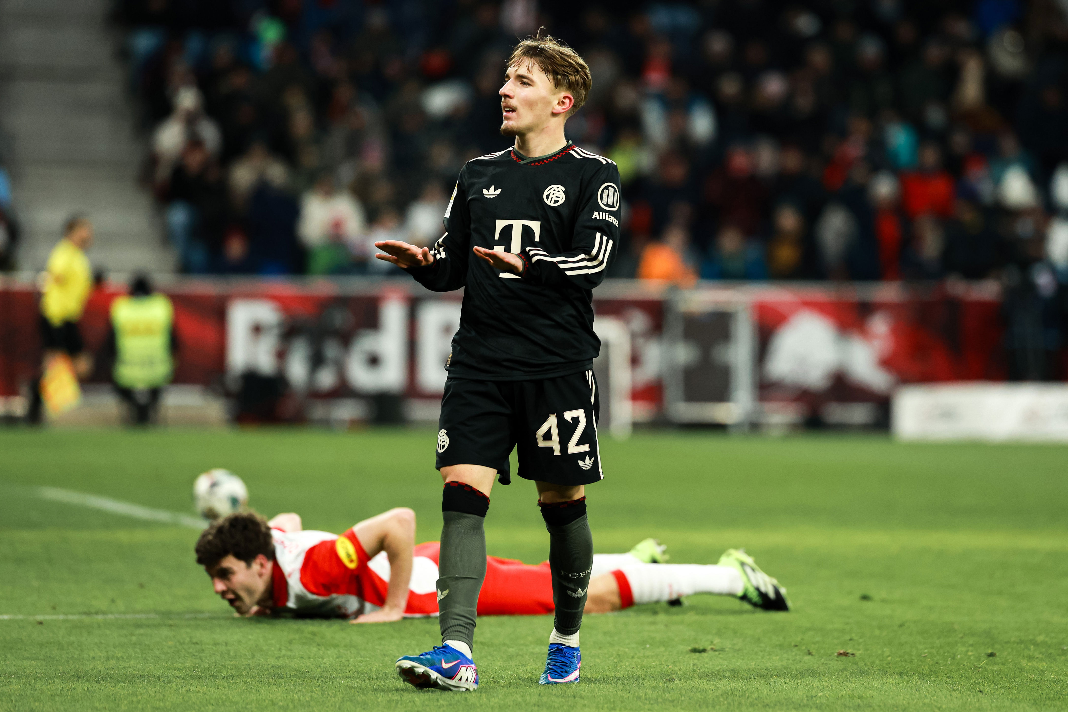 Journo says fans have no reason to worry about Lennart Karl’s future with Bayern Munich